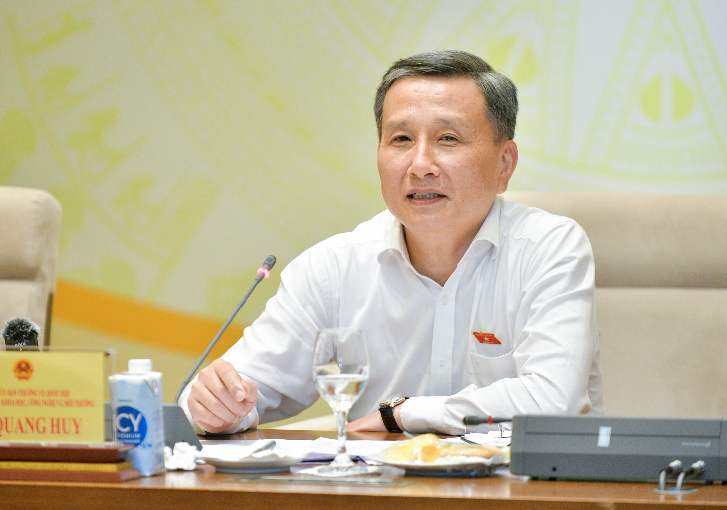 Đoàn giám sát của Uỷ ban Thường vụ Quốc hội làm việc với Tập đoàn Dầu khí và Tập đoàn Công ...